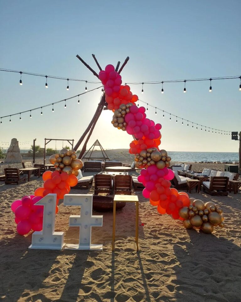 55+ Trendy Beach Party Decoration Idea for a Tropical Vibe in 2025